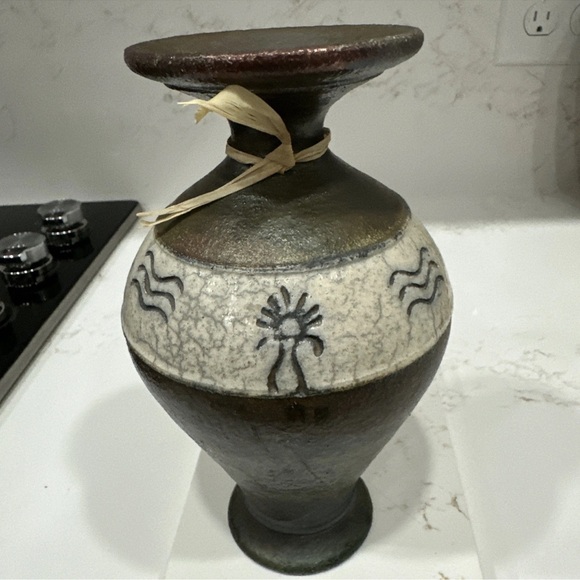 Art | Maui Pottery Vase Signed By Meyer Authentic Hawaiian Petroglyphs ...